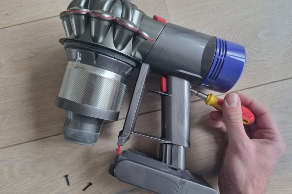 Dyson Troubleshooting (Dyson V8, V10 and V11 etc.) - Vacuumtester