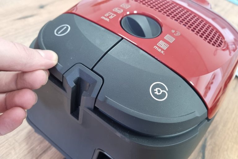 Miele C1 vs C2 comparison (Classic C1 vs Complete C2)