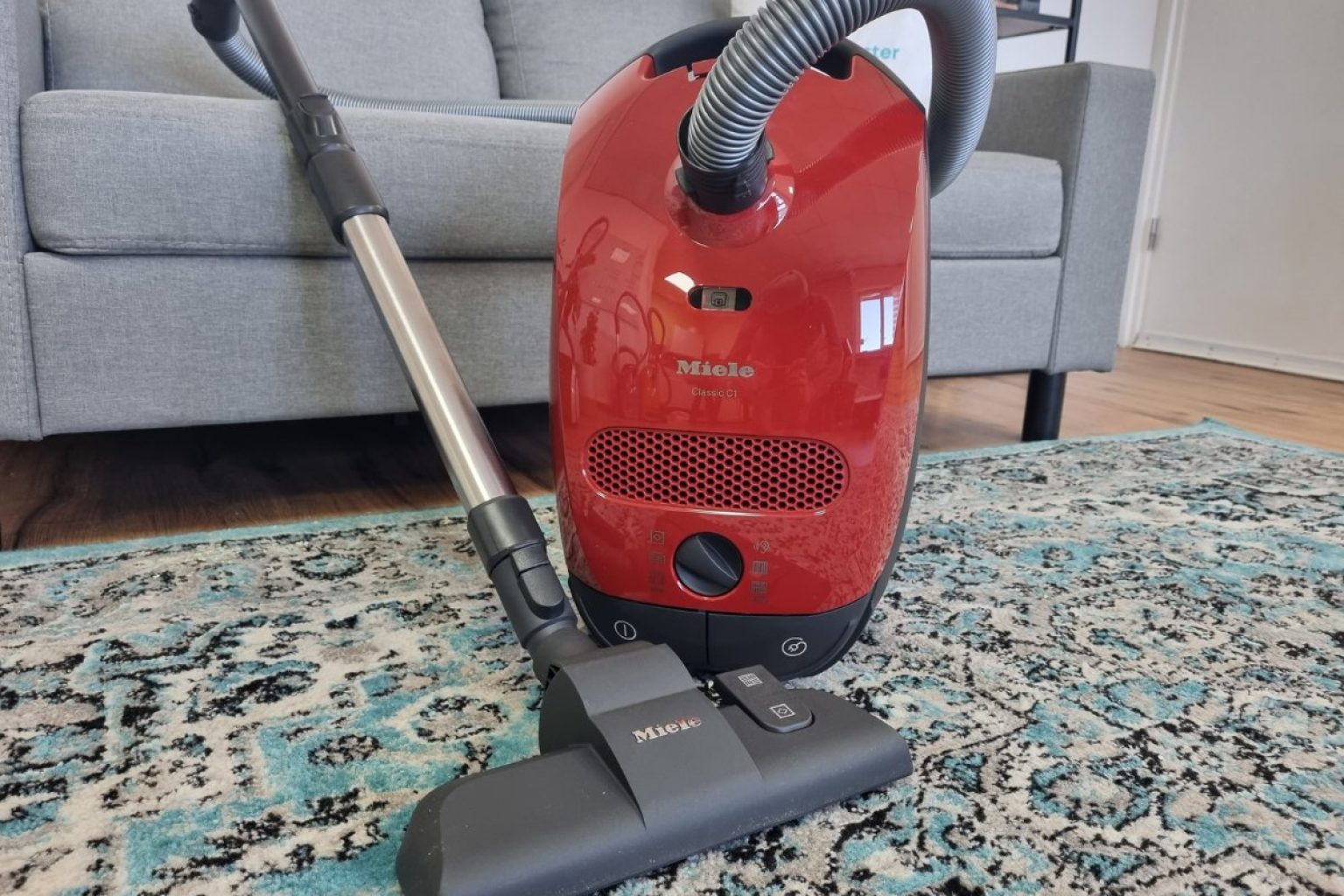 Miele C1 vs C2 comparison (Classic C1 vs Complete C2)